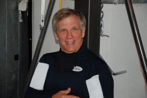 Alan Eustace bate el récord mundial de paracaidismo en caída libre que ...