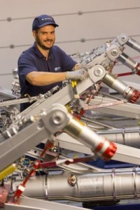 Messier-Bugatti-Dowty asume el mantenimiento del tren de aterrizaje de ...