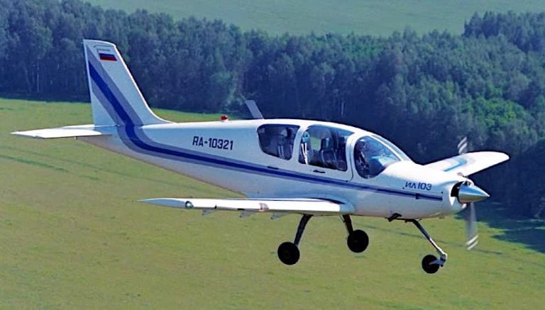 Acuerdo para producir en Hungría una versión actualizada del Ilyushin ...