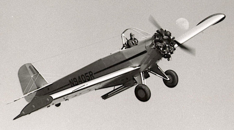 Air Tractor restaura y pone en vuelo uno de los primeros aviones ...